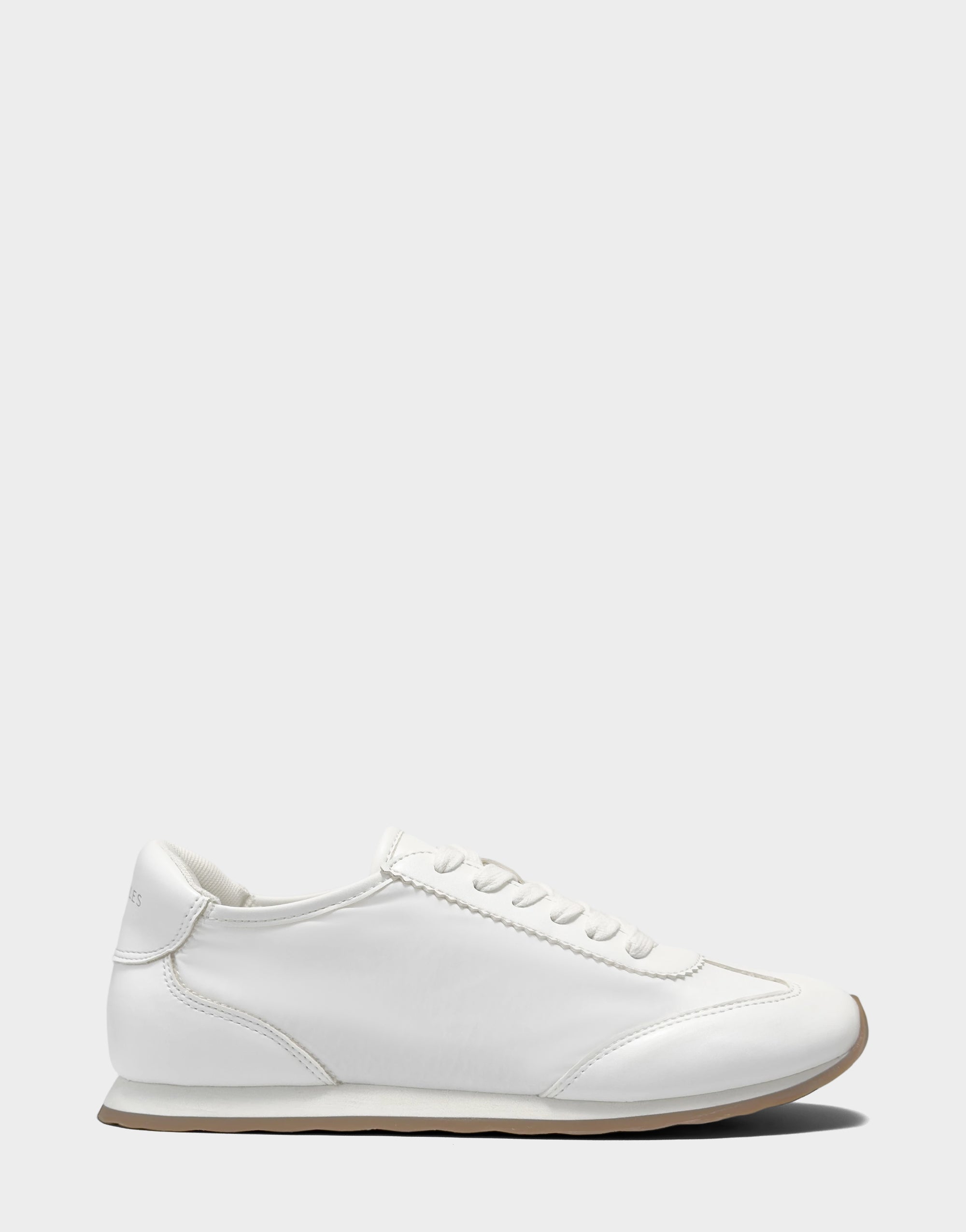 Women's Sneaker in White/White – Aerosoles